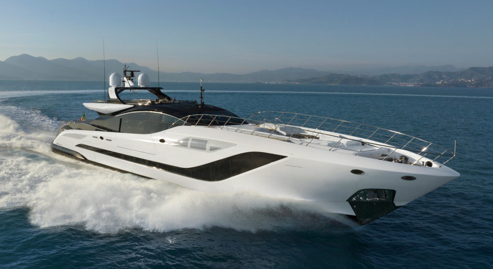 Mangusta 165 REV | Mangusta Yachts