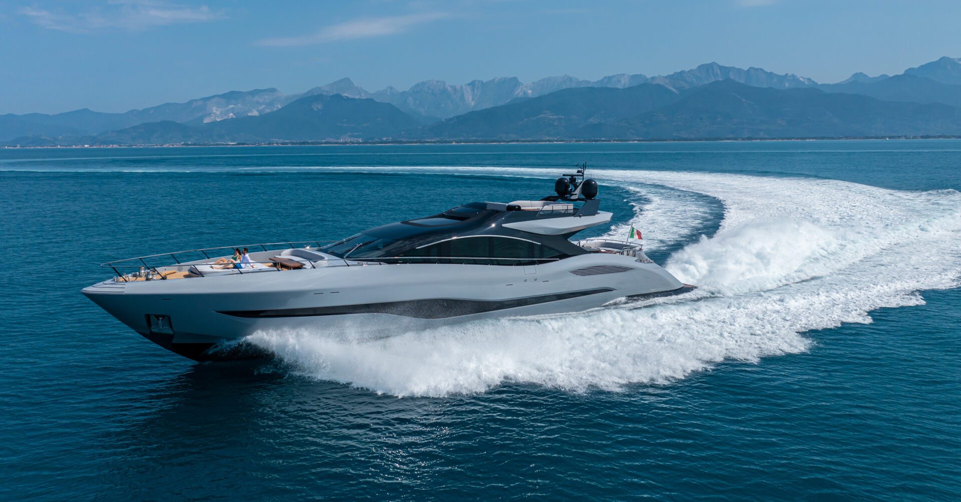 Mangusta 104 REV | Mangusta Yachts