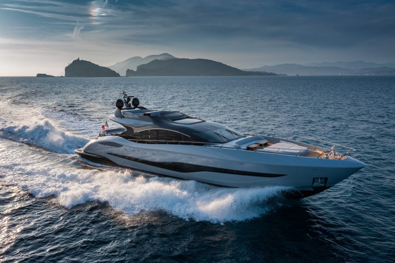 Mangusta 104 REV | Mangusta Yachts