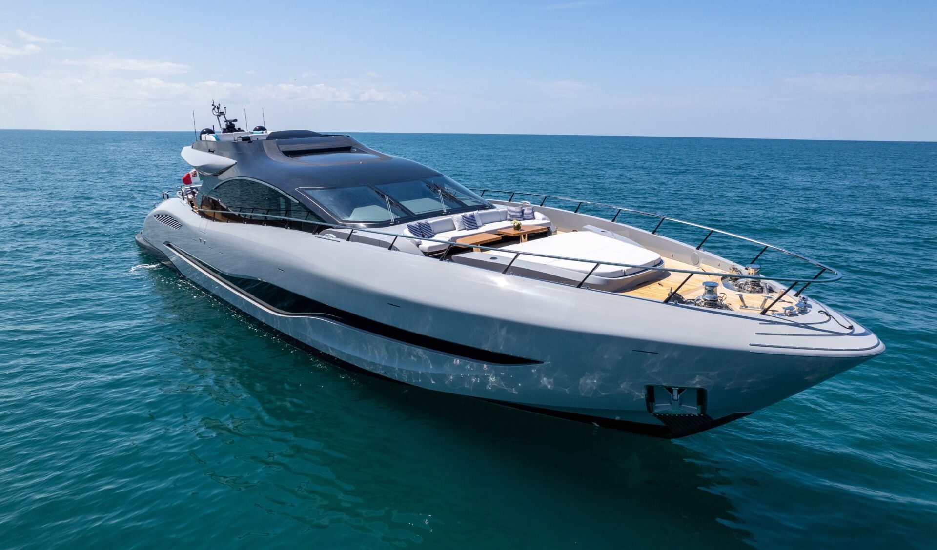 Mangusta Maxi Open 104 REV # 2 | Mangusta Yachts