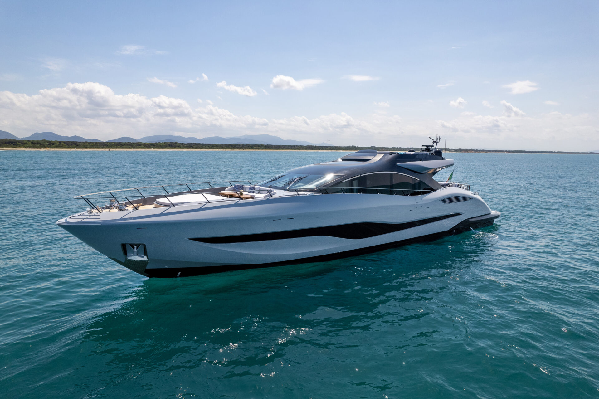 Mangusta Maxi Open 104 REV # 2 | Mangusta Yachts