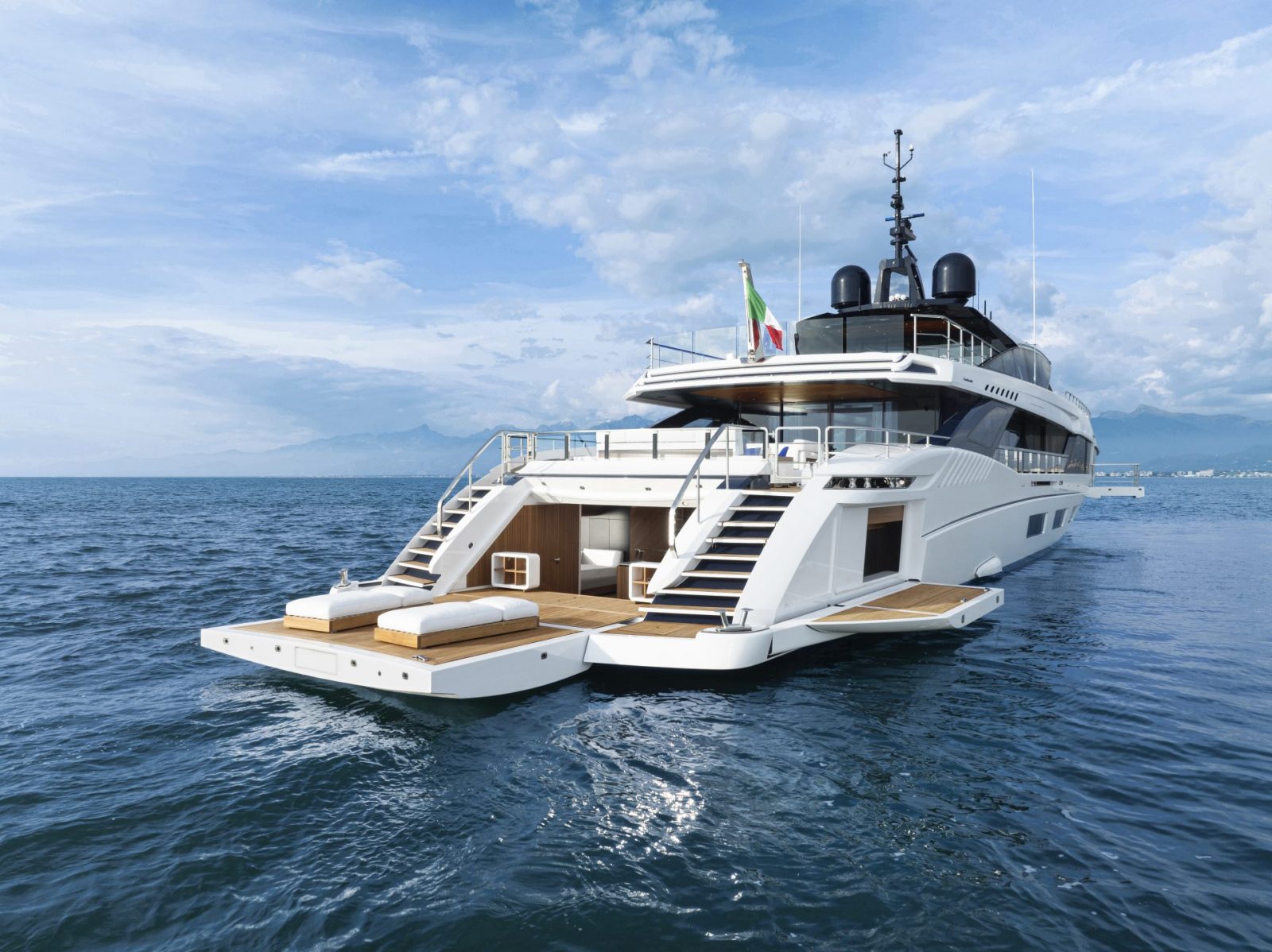 Yachts & luxury ships lines | Mangusta Yachts